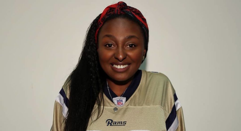 Neefa, de passionnée à observatrice du rap - Thésaurap